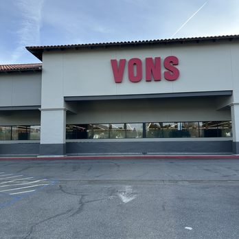 VONS - Updated April 2025 - 130 Photos & 170 Reviews - 16830 San ...