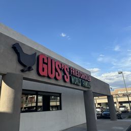 GUS’S WORLD FAMOUS FRIED CHICKEN - CAMELBACK - Updated November 2024 ...
