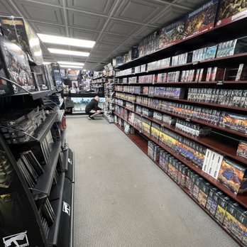 GAMERS GUILD - Updated December 2025 - 55 Photos & 38 Reviews - 2223 S ...
