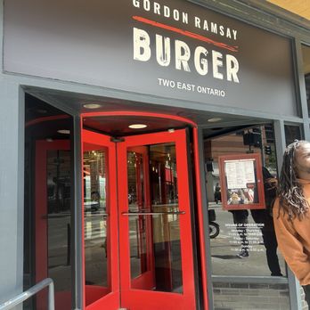 GORDON RAMSAY BURGER - Updated July 2024 - 1027 Photos & 585 Reviews ...