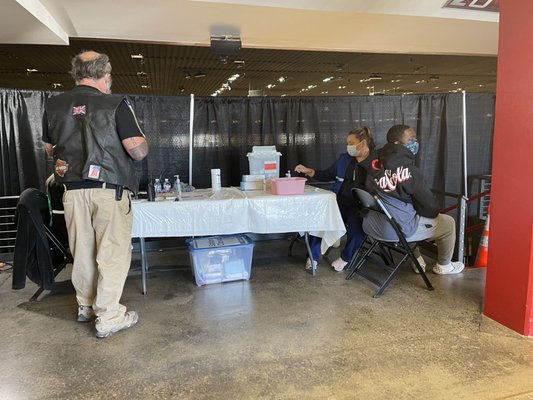 THE PIT - Updated March 2025 - 16 Photos - 1414 University Blvd SE ...