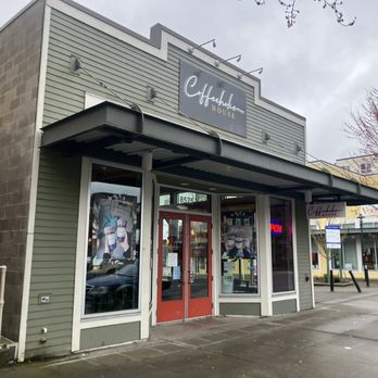 COFFEEHOLIC HOUSE - Updated March 2024 - 516 Photos & 192 Reviews ...