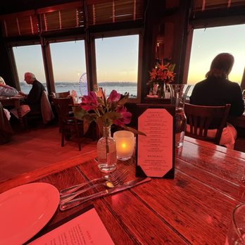 MAXIMILIEN - Updated June 2025 - 1039 Photos & 904 Reviews - 81A Pike ...