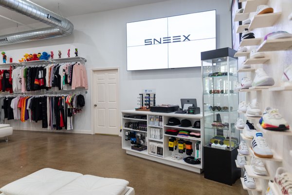 SNEEX - Updated January 2026 - 22 Photos - 316 N Milwaukee St ...