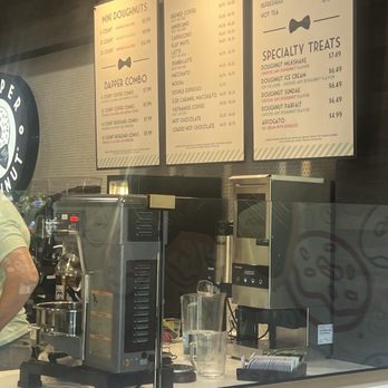 DAPPER DOUGHNUT - Updated October 2025 - 56 Photos & 20 Reviews - 604 ...