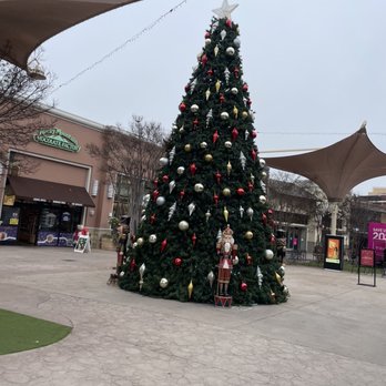 FASHION FAIR MALL - Updated May 2025 - 216 Photos & 162 Reviews - 645 E ...