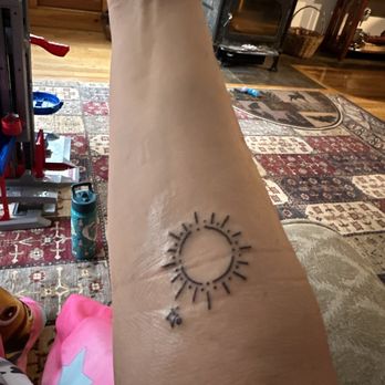 MACKENZIES TATTOO - Updated October 2025 - 63 Photos & 31 Reviews - 5 ...