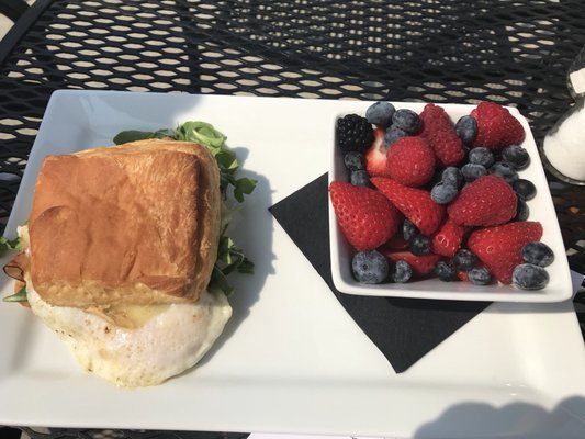 CHAMBERS BAY GRILL - 101 Photos & 114 Reviews - Breakfast & Brunch ...