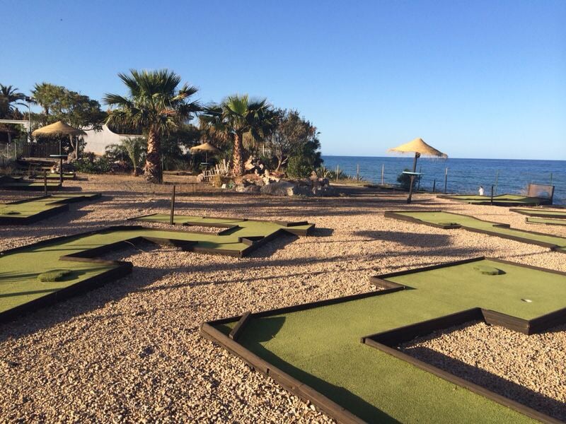 MINI GOLF ALBATROS - Updated April 2024 - Paseo del Mediterráneo, Eure ...