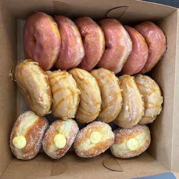 BLACK MAGIC BAKEHOUSE - Updated July 2024 - 46 Photos & 19 Reviews - 19 ...