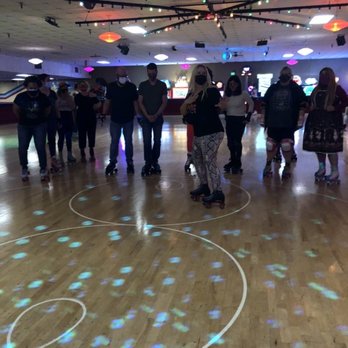 FOUNTAIN VALLEY SKATING CENTER - Updated June 2024 - 267 Photos & 474 ...