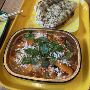 YELLOW THE CAFE - Updated July 2025 - 1029 Photos & 439 Reviews - 1524 ...