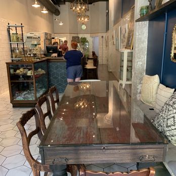 SALT BLOCK BISCUIT COMPANY - Updated July 2024 - 167 Photos & 78 ...