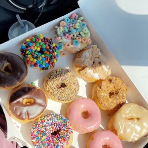 DAISY’S DONUTS - 17 Photos & 14 Reviews - 26651 Perdido Beach Blvd ...