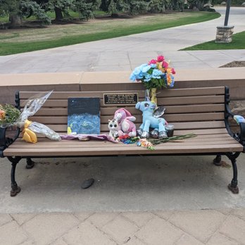 MATTHEW SHEPARD MEMORIAL BENCH - Updated August 2025 - Quealy Plz, Laramie, Wyoming - Local ...