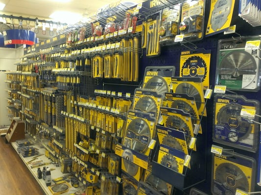 DAWSONVILLE HARDWARE - Updated September 2025 - 15 Photos - 18 Raymond ...