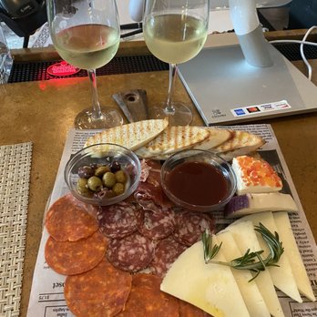 HAPPY WINE IN THE GROVE - Updated May 2024 - 451 Photos & 345 Reviews ...