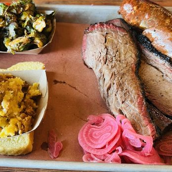 TRUTH BBQ - Updated August 2024 - 1945 Photos & 1038 Reviews - 110 S ...