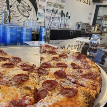 LAST CHANCE PIZZA - Updated August 2024 - 101 Photos & 280 Reviews - 40 ...