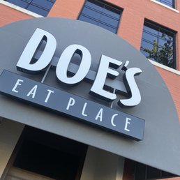 DOE’S EAT PLACE OF MONROE - Updated July 2025 - 178 Photos & 97 Reviews ...