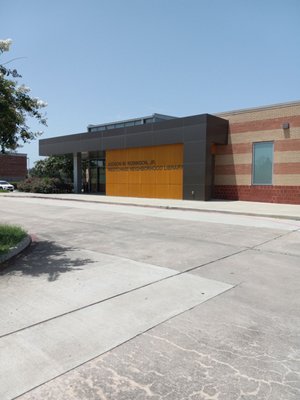 ROBINSON WESTCHASE NEIGHBORHOOD LIBRARY - Updated July 2025 - 62 Photos ...