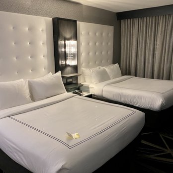 THE CLANCY, AUTOGRAPH COLLECTION - Updated November 2025 - 453 Photos ...