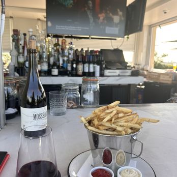 RISE ROOFTOP LOUNGE - Updated August 2024 - 455 Photos & 278 Reviews ...