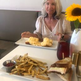 THE GRUMPY RABBIT - 90 Photos & 91 Reviews - 105 Front St SW, Lonoke ...