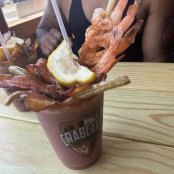 CRABCAKE FACTORY USA - Updated July 2024 - 642 Photos & 667 Reviews ...