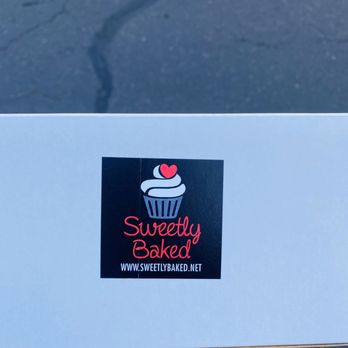 SWEETLY BAKED - Updated May 2024 - 39 Photos & 58 Reviews - 680 ...