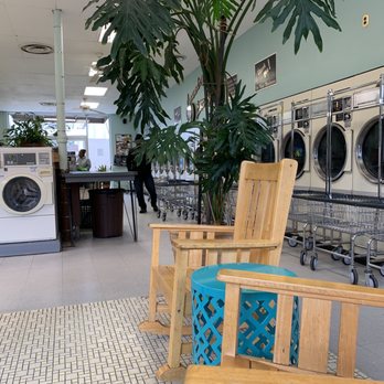 THE LAUNDRY LOUNGE - Updated January 2025 - 59 Photos & 106 Reviews ...