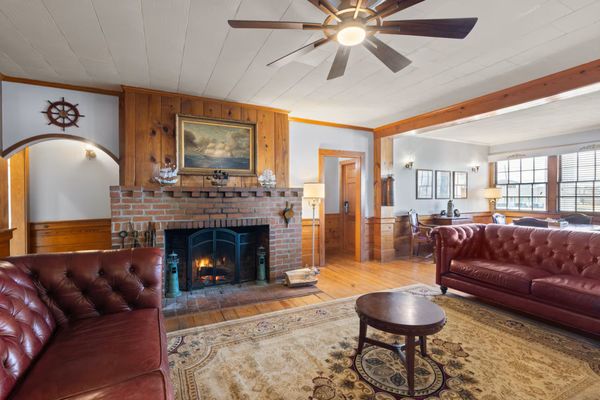 DAYS INN BY WYNDHAM HERSHEY - Updated July 2025 - 129 Photos & 93 ...