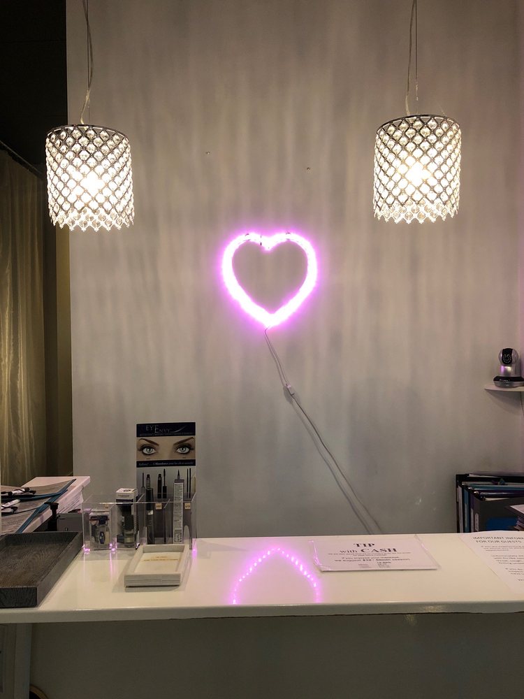 FOOT LOUNGE - 31 Photos & 87 Reviews - 4300 Kingsway, Burnaby, British ...