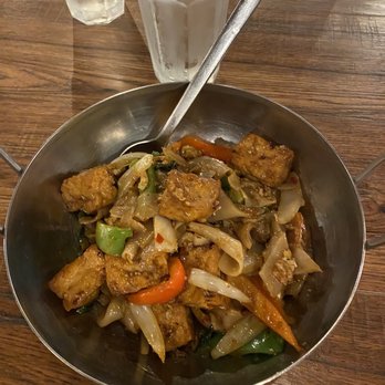 HENG THAI AND ROTISSERIE - 428 Photos & 239 Reviews - 165 Angell St ...