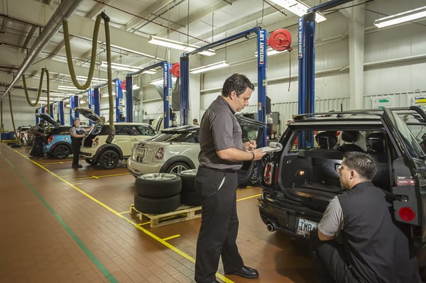 AUTOGERMANA SERVICE CENTER - Updated July 2025 - 11 Reviews - Calle ...