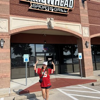 ARROWHEAD SPORTS GRILL - Updated December 2025 - 80 Photos & 38 Reviews ...