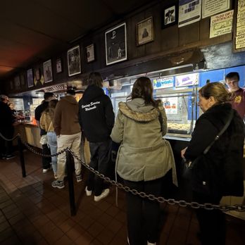 THE CHUCK BOX - Updated May 2025 - 853 Photos & 1208 Reviews - 202 E ...