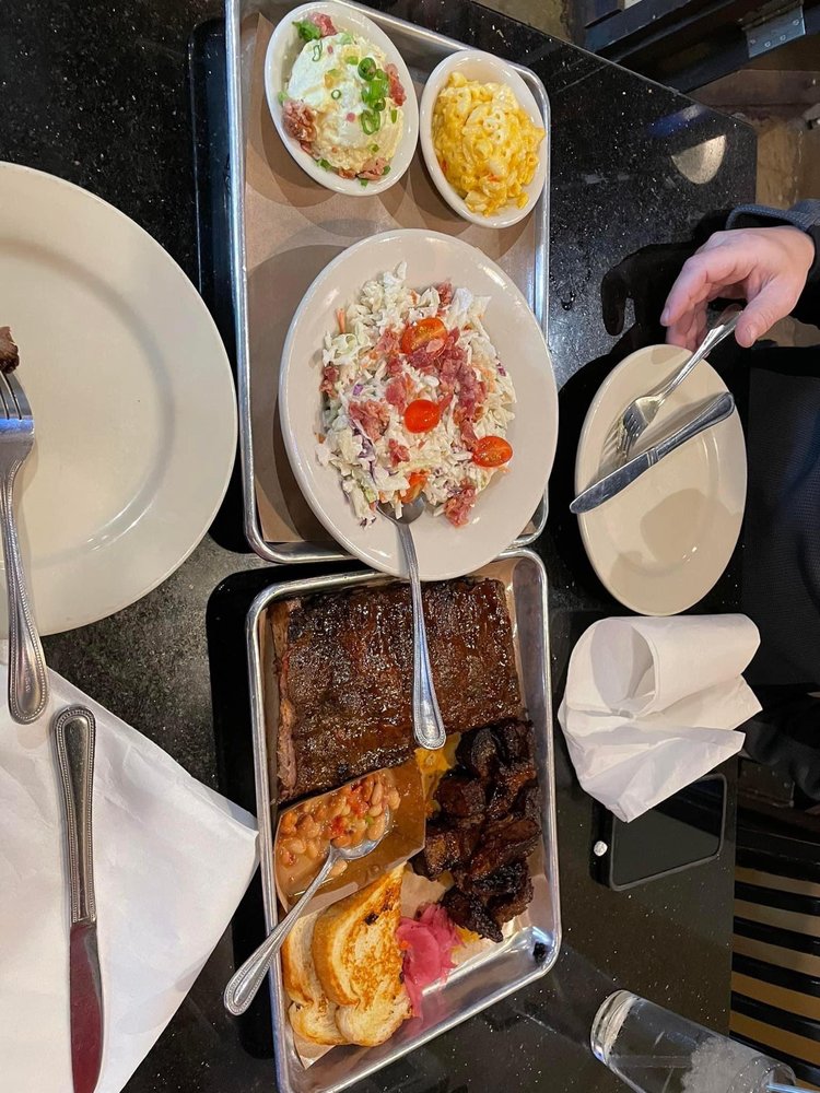 DEAD END BBQ - 213 Photos & 344 Reviews - 3621 Sutherland Ave ...