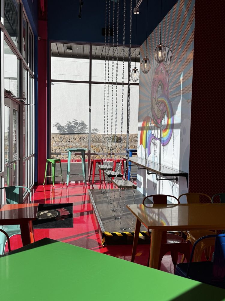 HURTS DONUT - Updated January 2026 - 40 Photos & 17 Reviews - 1404 Lee ...