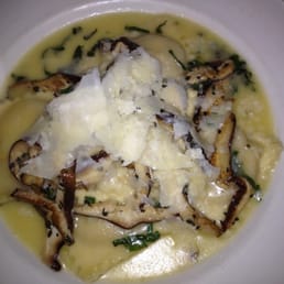 MARIOS PLACE - Updated January 2026 - 1095 Photos & 1018 Reviews - 3646 ...