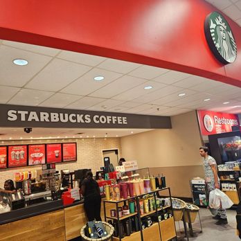 TARGET - Updated October 2025 - 146 Photos & 199 Reviews - 3401 N Miami ...