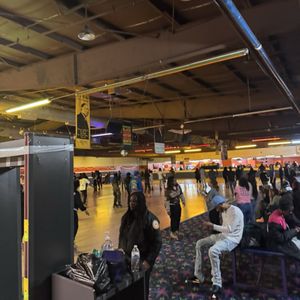 FLEETWOOD ROLLER RINK - Updated December 2025 - 70 Photos & 93 Reviews ...