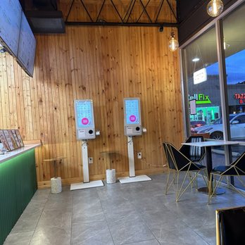 ROMEO TEA - Updated November 2024 - 68 Photos & 23 Reviews - 5003 E ...