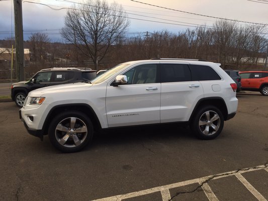 EXECUTIVE DODGE JEEP - Updated June 2026 - 10 Photos & 65 Reviews - 406 ...