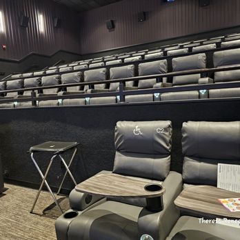 CINÉPOLIS LUXURY CINEMAS - Updated November 2024 - 262 Photos & 235 ...