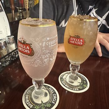 19 HANDLES PUB & GRILL - Updated December 2024 - 470 Photos & 462 ...