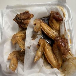 WINGBUCKET - Updated December 2025 - 559 Photos & 630 Reviews - 1200 ...