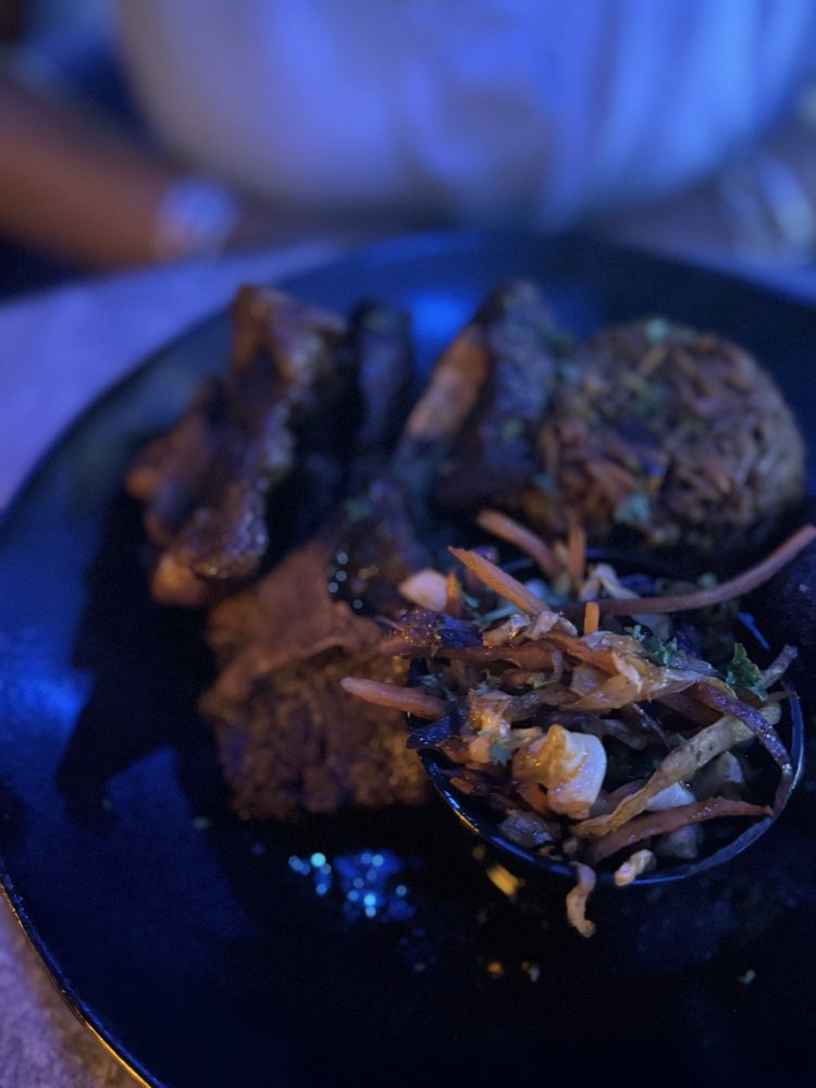 HOUSE 157 - Updated October 2025 - 335 Photos & 166 Reviews - 157 E ...