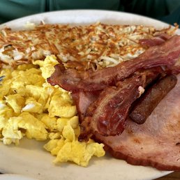 PEPPERTREE CAFE - Updated July 2025 - 385 Photos & 476 Reviews - 1020 E ...