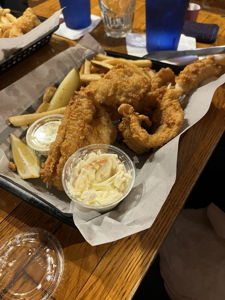 EASY STREET INN FOOD & SPIRITS - Updated December 2025 - 31 Photos & 91 ...